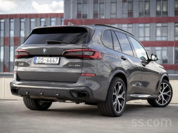 Pelēks BMW X5 2022 Rīga, ar dzinēja tilpumu 3.00 L un nobraukumu 134 tūkst. km par 50990 €, foto 10 vietnē AUTOMOTO.COM.LV