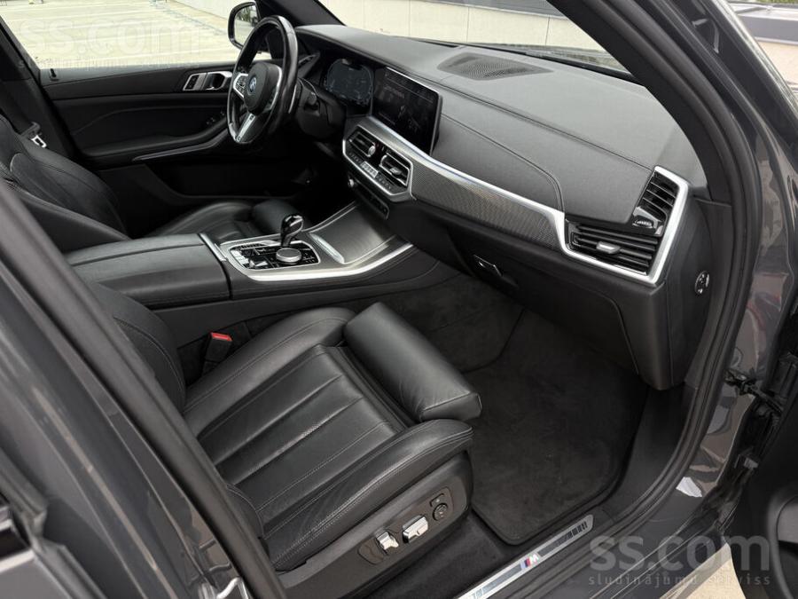 Pelēks BMW X5 2022 Rīga, ar dzinēja tilpumu 3.00 L un nobraukumu 134 tūkst. km par 50990 €, foto 13 vietnē AUTOMOTO.COM.LV