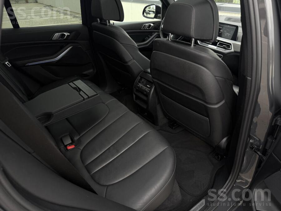 Pelēks BMW X5 2022 Rīga, ar dzinēja tilpumu 3.00 L un nobraukumu 134 tūkst. km par 50990 €, foto 14 vietnē AUTOMOTO.COM.LV