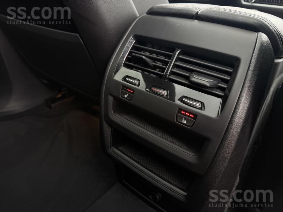 Pelēks BMW X5 2022 Rīga, ar dzinēja tilpumu 3.00 L un nobraukumu 134 tūkst. km par 50990 €, foto 15 vietnē AUTOMOTO.COM.LV