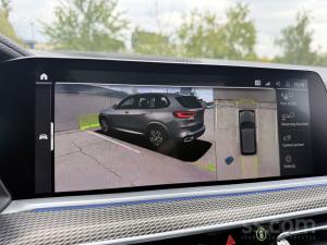 Pelēks BMW X5 2022 Rīga, ar dzinēja tilpumu 3.00 L un nobraukumu 134 tūkst. km par 50990 €, foto 23 vietnē AUTOMOTO.COM.LV