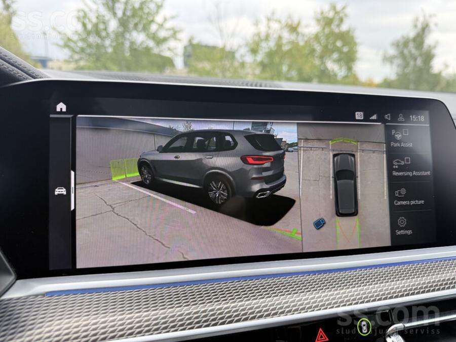 Pelēks BMW X5 2022 Rīga, ar dzinēja tilpumu 3.00 L un nobraukumu 134 tūkst. km par 50990 €, foto 23 vietnē AUTOMOTO.COM.LV