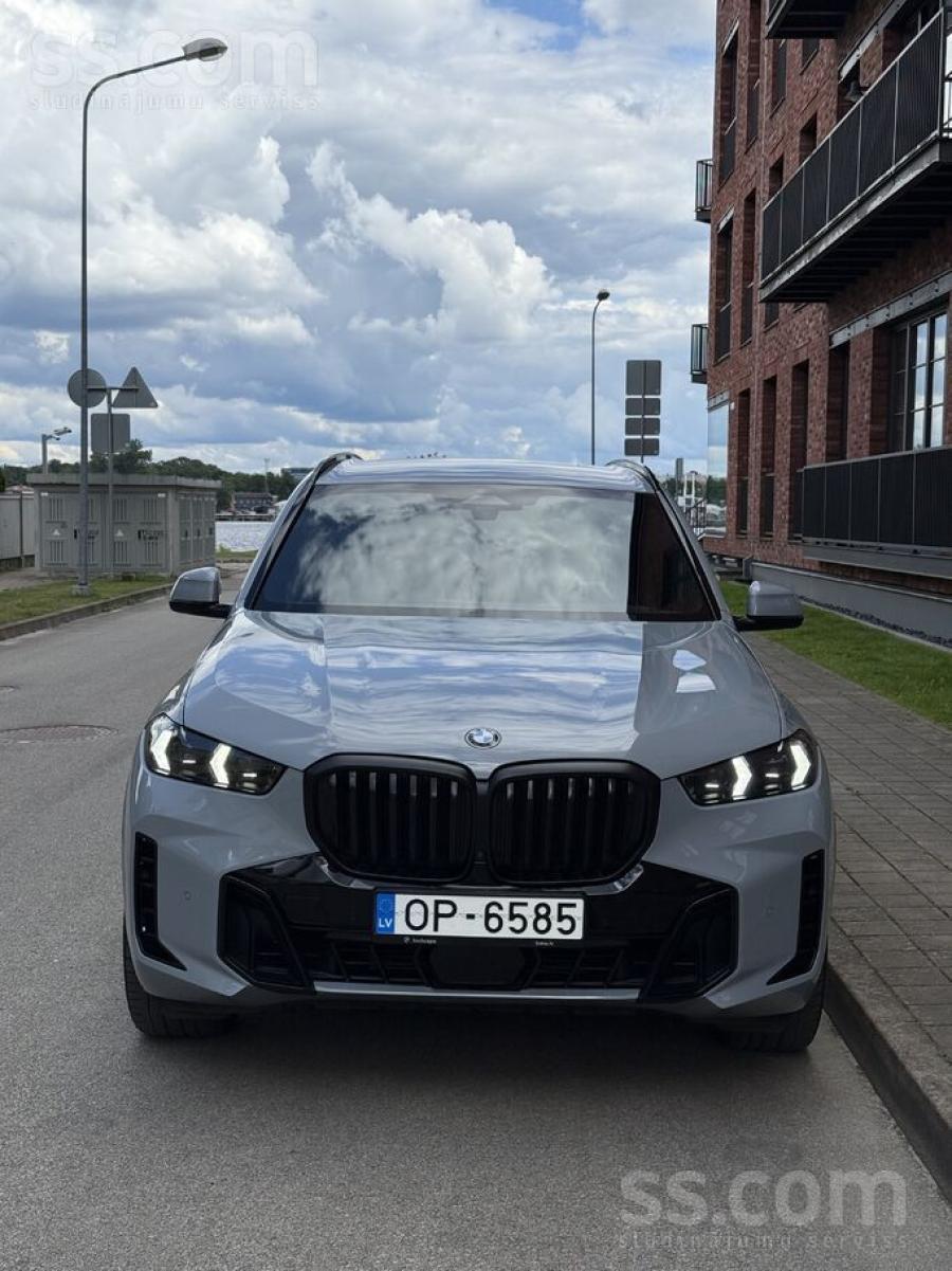 Pelēks BMW X5 2023 Rīga, ar dzinēja tilpumu 3.00 L un nobraukumu 64 tūkst. km par 69000 €, foto 8 vietnē AUTOMOTO.COM.LV