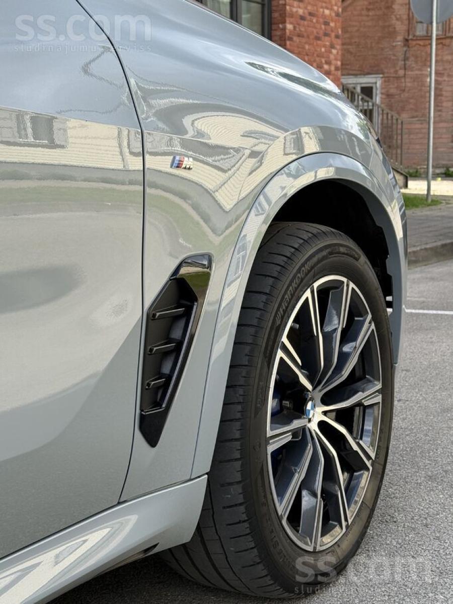 Pelēks BMW X5 2023 Rīga, ar dzinēja tilpumu 3.00 L un nobraukumu 64 tūkst. km par 69000 €, foto 10 vietnē AUTOMOTO.COM.LV