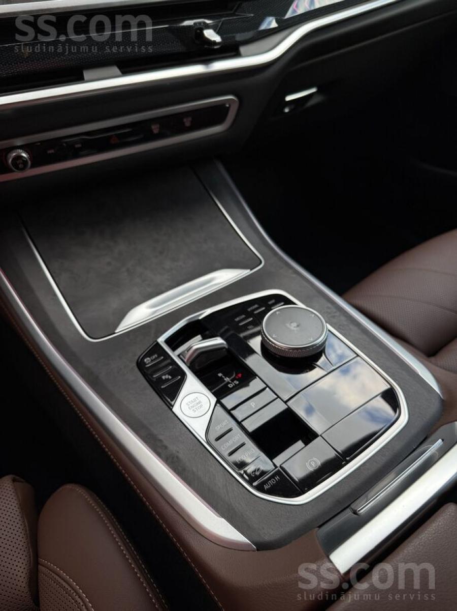 Pelēks BMW X5 2023 Rīga, ar dzinēja tilpumu 3.00 L un nobraukumu 64 tūkst. km par 69000 €, foto 16 vietnē AUTOMOTO.COM.LV