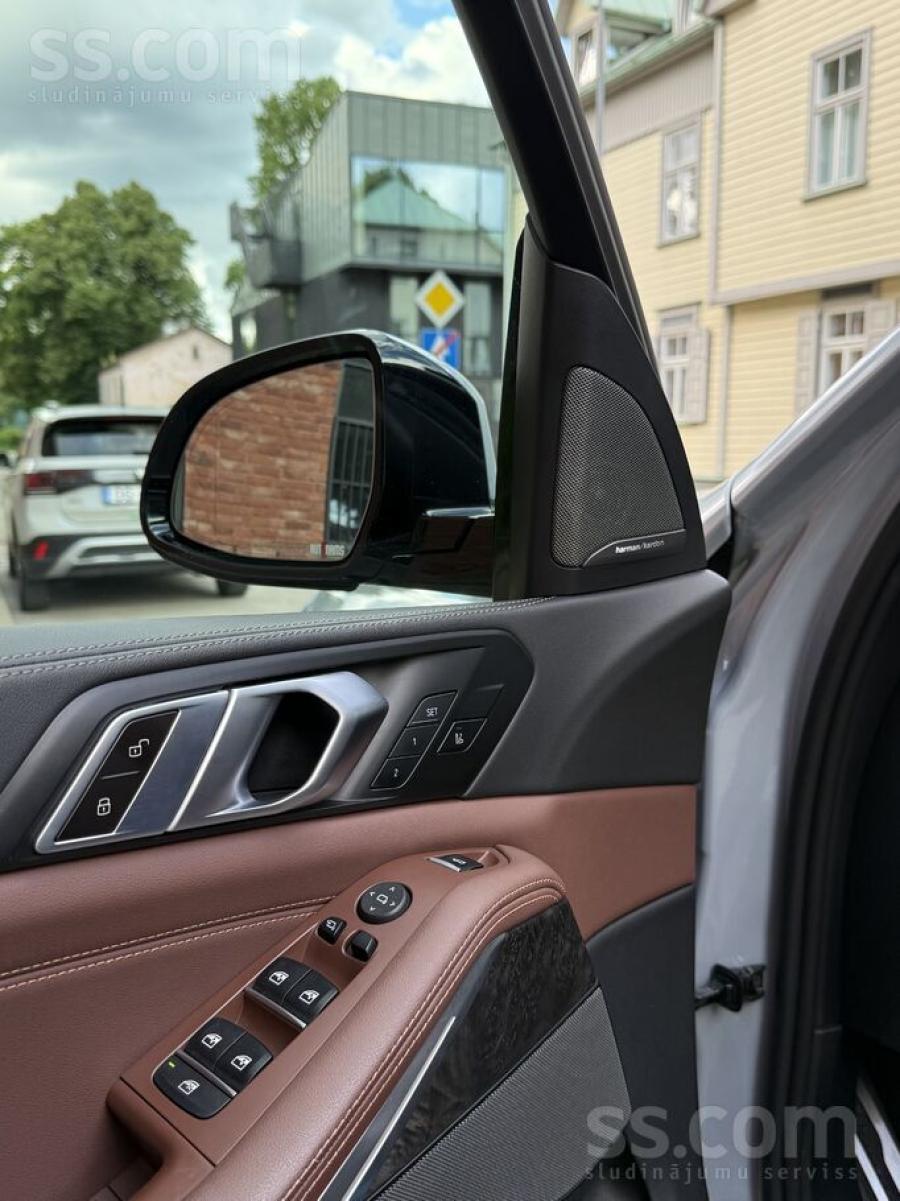 Pelēks BMW X5 2023 Rīga, ar dzinēja tilpumu 3.00 L un nobraukumu 64 tūkst. km par 69000 €, foto 22 vietnē AUTOMOTO.COM.LV