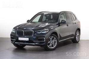 Pelēks BMW X5 2023 Rīga, ar dzinēja tilpumu 3.00 L un nobraukumu 110 tūkst. km par 42500 €, foto  vietnē AUTOMOTO.COM.LV