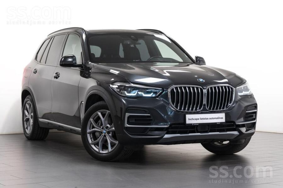 Pelēks BMW X5 2023 Rīga, ar dzinēja tilpumu 3.00 L un nobraukumu 110 tūkst. km par 42500 €, foto 6 vietnē AUTOMOTO.COM.LV