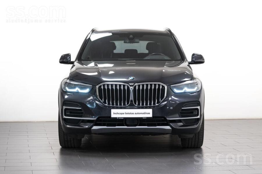 Pelēks BMW X5 2023 Rīga, ar dzinēja tilpumu 3.00 L un nobraukumu 110 tūkst. km par 42500 €, foto 7 vietnē AUTOMOTO.COM.LV