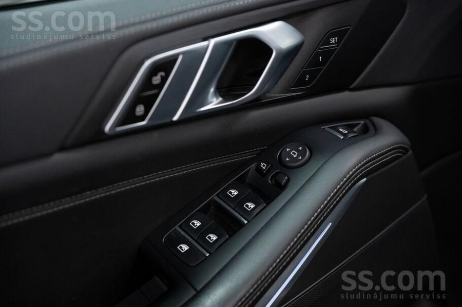 Pelēks BMW X5 2023 Rīga, ar dzinēja tilpumu 3.00 L un nobraukumu 110 tūkst. km par 42500 €, foto 32 vietnē AUTOMOTO.COM.LV