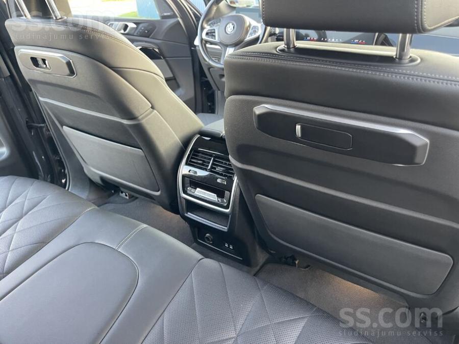 Pelēks BMW X5 2023 Rīga, ar dzinēja tilpumu 3.00 L un nobraukumu 44 tūkst. km par 79500 €, foto 9 vietnē AUTOMOTO.COM.LV