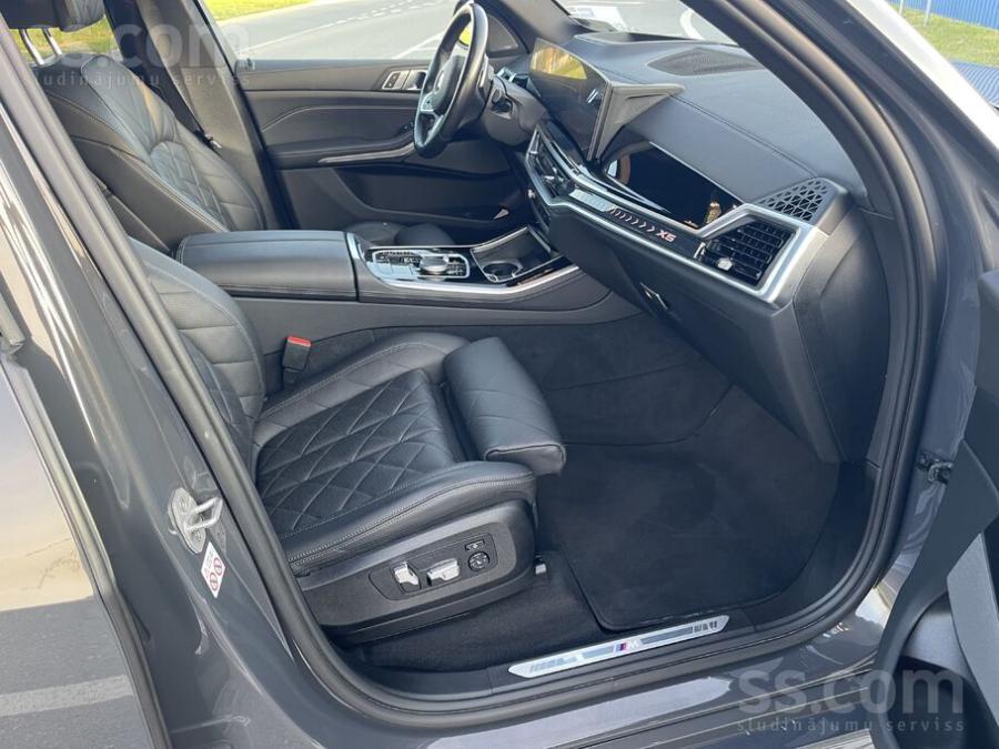 Pelēks BMW X5 2023 Rīga, ar dzinēja tilpumu 3.00 L un nobraukumu 44 tūkst. km par 79500 €, foto 11 vietnē AUTOMOTO.COM.LV