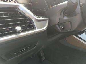 Grey BMW X5 2023 in Kaunas, with an engine capacity of 2.99 L and mileage of 82 thousand km for 64800 €, photo 13 on AUTOMOTO.COM.LV