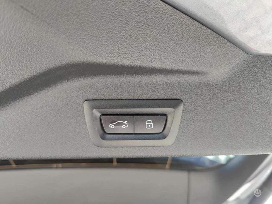 Grey BMW X5 2023 in Kaunas, with an engine capacity of 2.99 L and mileage of 82 thousand km for 64800 €, photo 22 on AUTOMOTO.COM.LV