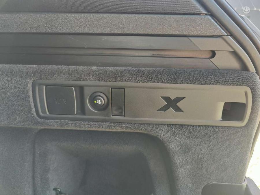 Grey BMW X5 2023 in Kaunas, with an engine capacity of 2.99 L and mileage of 82 thousand km for 64800 €, photo 25 on AUTOMOTO.COM.LV