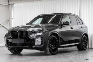 Pelēks BMW X5 2023 Tukums, ar dzinēja tilpumu 3.00 L un nobraukumu 32 tūkst. km par 79990 €, foto 3 vietnē AUTOMOTO.COM.LV