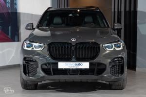 Pelēks BMW X5 2023 Kauņa, ar dzinēja tilpumu 3.00 L un nobraukumu 93 tūkst. km par 54771 €, foto 3 vietnē AUTOMOTO.COM.LV