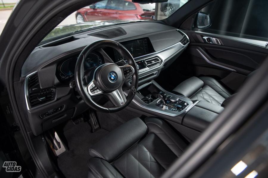 Pelēks BMW X5 2023 Kauņa, ar dzinēja tilpumu 3.00 L un nobraukumu 93 tūkst. km par 54771 €, foto 11 vietnē AUTOMOTO.COM.LV