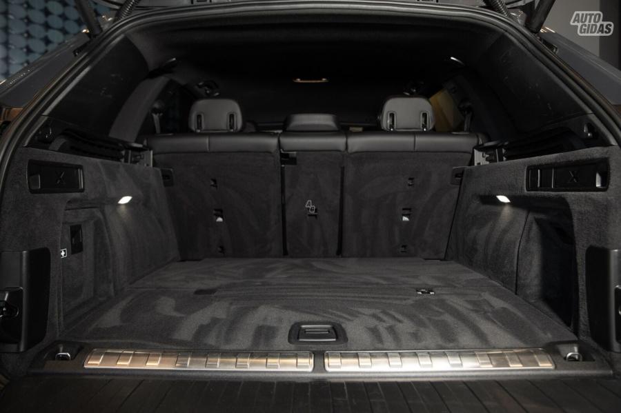 Pelēks BMW X5 2023 Kauņa, ar dzinēja tilpumu 3.00 L un nobraukumu 93 tūkst. km par 54771 €, foto 25 vietnē AUTOMOTO.COM.LV