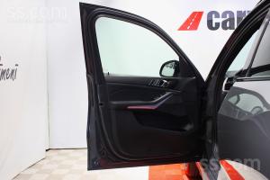 Серый БМВ Х5 2023 в Рига, объемом двигателя 4.40 л и пробегом 220 тыс. км за 38900 €, фото 8 на AUTOMOTO.COM.LV