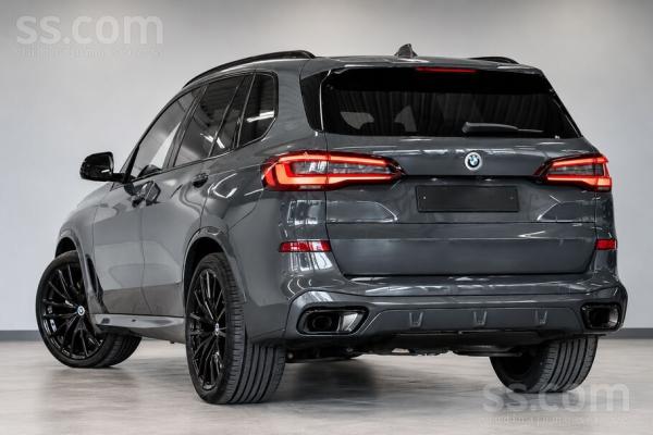 БМВ Х5 2023 в Тукумс на AUTOMOTO.COM.LV Серый БМВ Х5 2023 в Тукумс, объемом двигателя 3.00 л и пробегом 113 тыс. км за 56777 €, фото 3 на AUTOMOTO.COM.LV