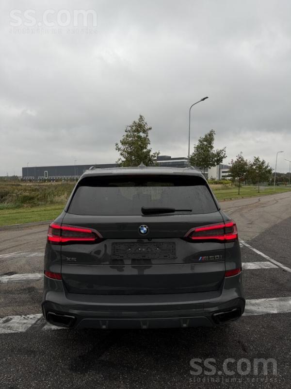 Pelēks BMW X5 2023 Rīga, ar dzinēja tilpumu 4.40 L un nobraukumu 220 tūkst. km par 36000 €, foto 6 vietnē AUTOMOTO.COM.LV