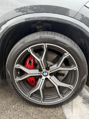 Pelēks BMW X5 2023 Rīga, ar dzinēja tilpumu 4.40 L un nobraukumu 220 tūkst. km par 36000 €, foto 9 vietnē AUTOMOTO.COM.LV