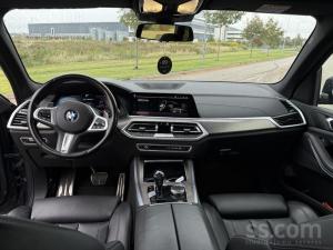 Pelēks BMW X5 2023 Rīga, ar dzinēja tilpumu 4.40 L un nobraukumu 220 tūkst. km par 36000 €, foto 11 vietnē AUTOMOTO.COM.LV