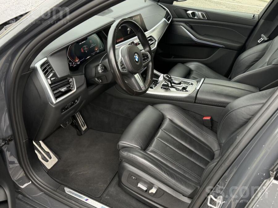 Pelēks BMW X5 2023 Rīga, ar dzinēja tilpumu 4.40 L un nobraukumu 220 tūkst. km par 36000 €, foto 12 vietnē AUTOMOTO.COM.LV