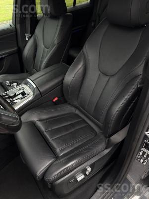 Pelēks BMW X5 2023 Rīga, ar dzinēja tilpumu 4.40 L un nobraukumu 220 tūkst. km par 36000 €, foto 13 vietnē AUTOMOTO.COM.LV