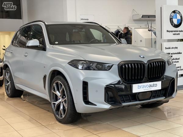 Pelēks BMW X5 2024 Klaipėda, ar dzinēja tilpumu 3.00 L un nobraukumu 40 tūkst. km par 81599 €, foto 3 vietnē AUTOMOTO.COM.LV