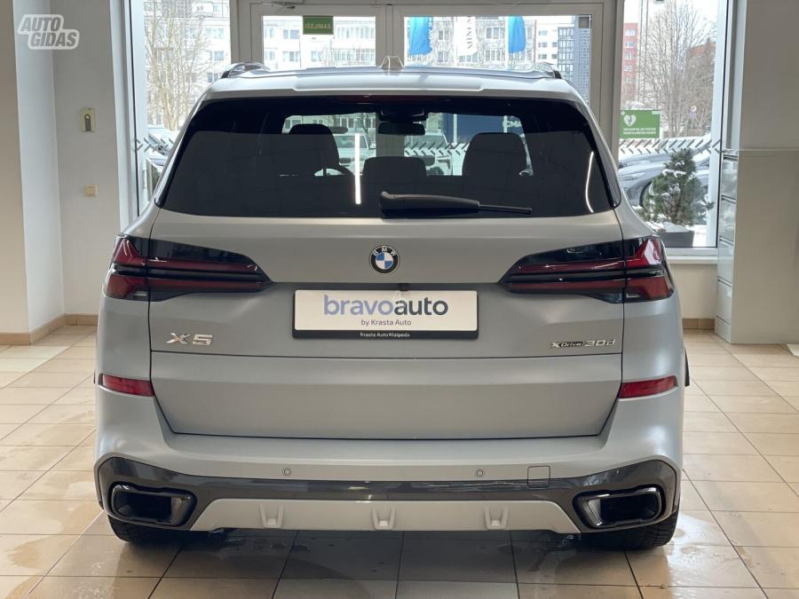 Pelēks BMW X5 2024 Klaipėda, ar dzinēja tilpumu 3.00 L un nobraukumu 40 tūkst. km par 81599 €, foto 5 vietnē AUTOMOTO.COM.LV
