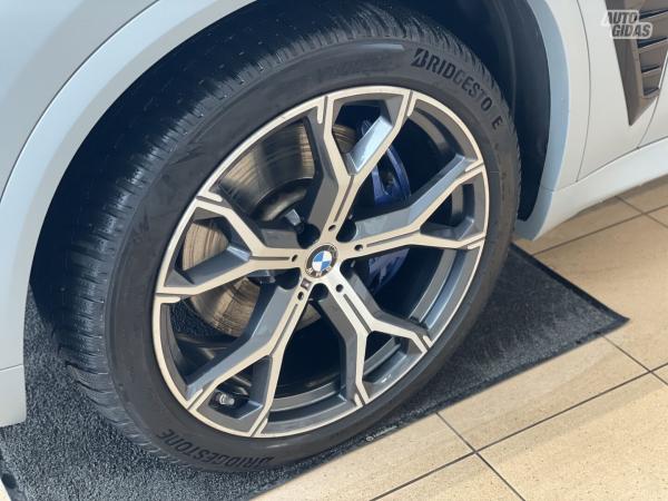 Pelēks BMW X5 2024 Klaipėda, ar dzinēja tilpumu 3.00 L un nobraukumu 40 tūkst. km par 81599 €, foto 9 vietnē AUTOMOTO.COM.LV
