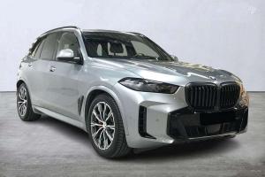 Pelēks BMW X5 2024 Viļņa, ar dzinēja tilpumu 2.99 L un nobraukumu 115 tūkst. km par 69990 €, foto  vietnē AUTOMOTO.COM.LV