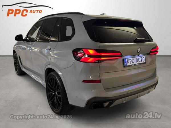 Grey BMW X5 2024 in Tallinn, with an engine capacity of 3.00 L and mileage of 71 thousand km for 87900 €, photo 4 on AUTOMOTO.COM.LV