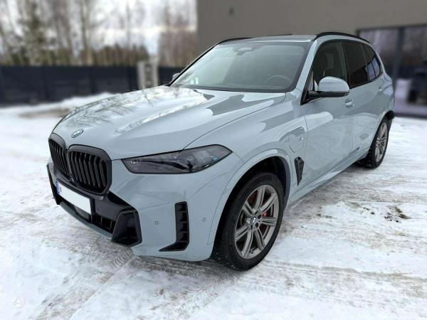 Grey BMW X5 2024 in Kaunas, with an engine capacity of 3.00 L and mileage of 35 thousand km for 84200 €, photo 8 on AUTOMOTO.COM.LV