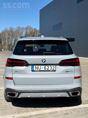 Pelēks BMW X5 2024 Rīga, ar dzinēja tilpumu 3.00 L un nobraukumu 41 tūkst. km par 66000 €, foto 5 vietnē AUTOMOTO.COM.LV
