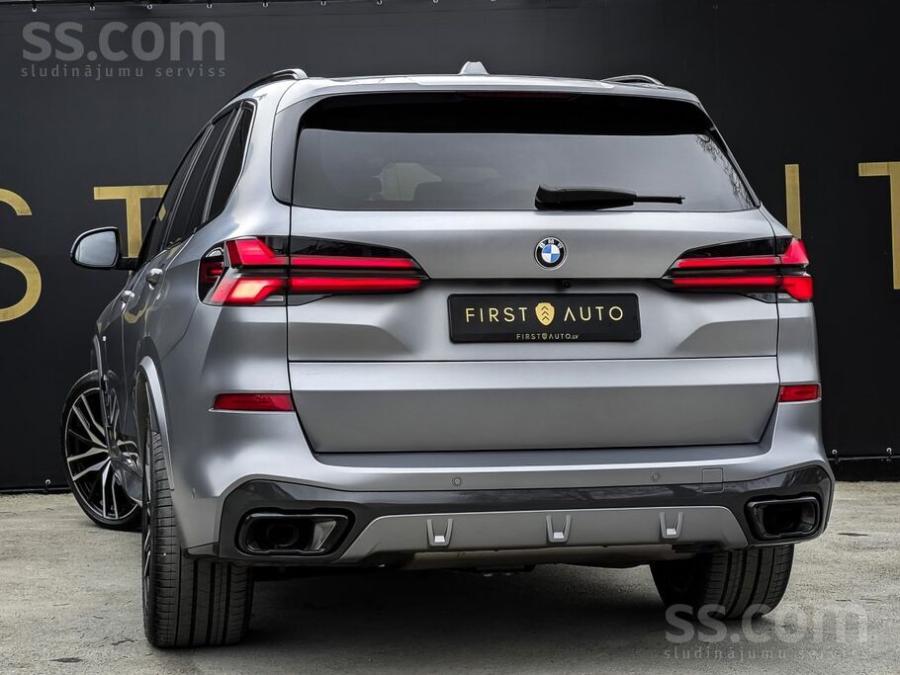 Grey BMW X5 2024 in Tukums, with an engine capacity of 3.00 L and mileage of 81 thousand km for 74990 €, photo 5 on AUTOMOTO.COM.LV