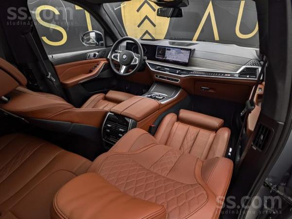 Pelēks BMW X5 2024 Tukums, ar dzinēja tilpumu 3.00 L un nobraukumu 81 tūkst. km par 74990 €, foto 5 vietnē AUTOMOTO.COM.LV