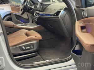 Pelēks BMW X5 2024 Rīga, ar dzinēja tilpumu 3.00 L un nobraukumu 41 tūkst. km par 65990 €, foto 25 vietnē AUTOMOTO.COM.LV