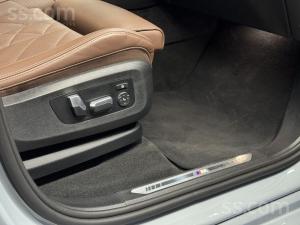 Pelēks BMW X5 2024 Rīga, ar dzinēja tilpumu 3.00 L un nobraukumu 41 tūkst. km par 65990 €, foto 28 vietnē AUTOMOTO.COM.LV