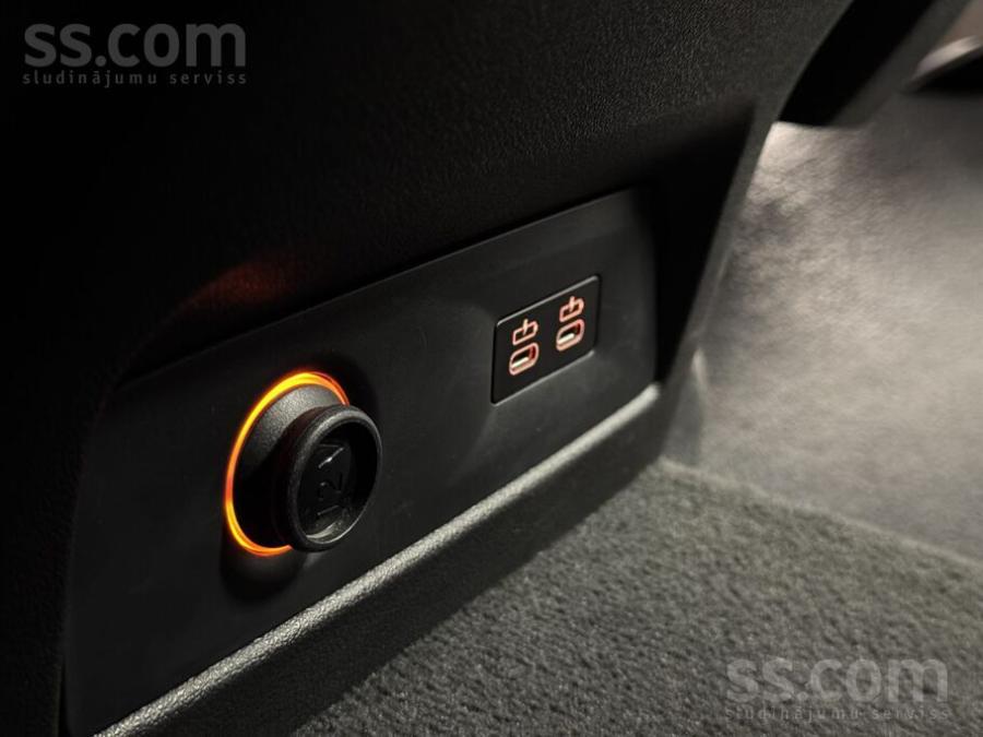 Pelēks BMW X5 2024 Rīga, ar dzinēja tilpumu 3.00 L un nobraukumu 41 tūkst. km par 65990 €, foto 31 vietnē AUTOMOTO.COM.LV