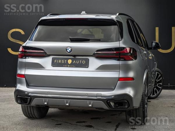 Grey BMW X5 2024 in Tukums, with an engine capacity of 3.00 L and mileage of 54 thousand km for 77700 €, photo 3 on AUTOMOTO.COM.LV