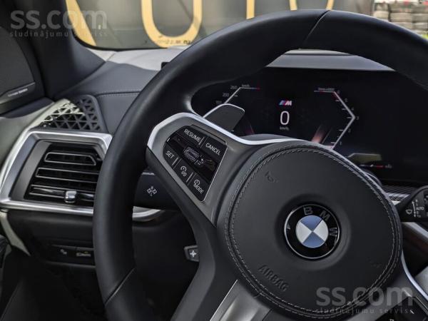 Grey BMW X5 2024 in Tukums, with an engine capacity of 3.00 L and mileage of 54 thousand km for 77700 €, photo 9 on AUTOMOTO.COM.LV