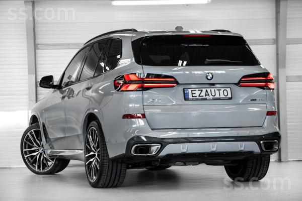 Grey BMW X5 2025 in Tukums, with an engine capacity of 3.00 L and mileage of 0 thousand km for 79990 €, photo 9 on AUTOMOTO.COM.LV