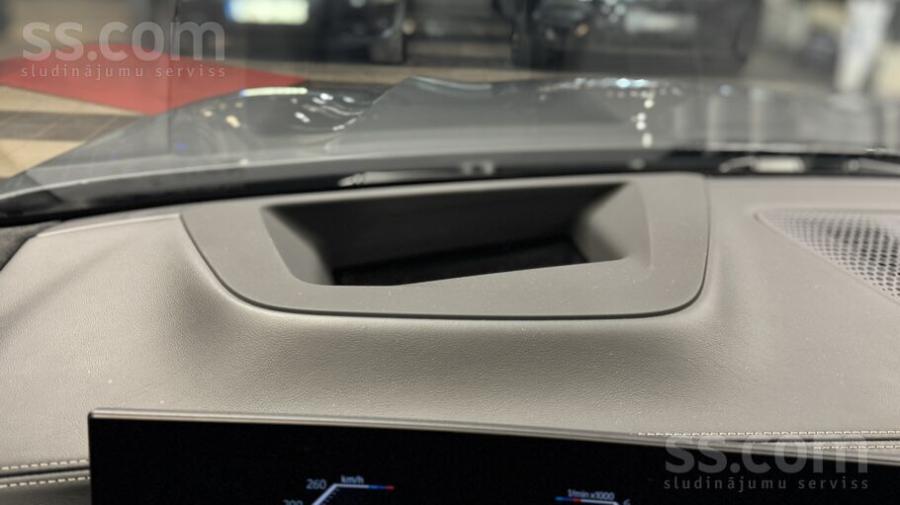 Pelēks BMW X5 2025 Rīga, ar dzinēja tilpumu 3.00 L un nobraukumu 13 tūkst. km par 98500 €, foto 26 vietnē AUTOMOTO.COM.LV