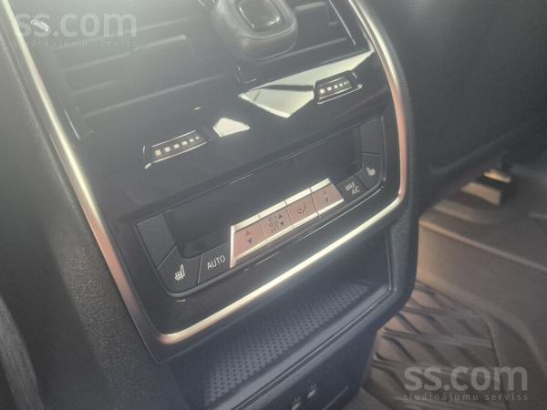 Grey BMW X5 2025 in Riga, with an engine capacity of 4.40 L and mileage of 10 thousand km for 91500 €, photo 9 on AUTOMOTO.COM.LV