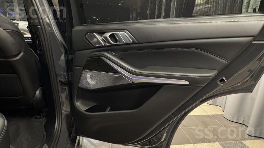 Pelēks BMW X5 2025 Rīga, ar dzinēja tilpumu 3.00 L un nobraukumu 13 tūkst. km par 95900 €, foto 19 vietnē AUTOMOTO.COM.LV