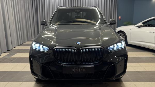 Pelēks BMW X5 2025 Rīga, ar dzinēja tilpumu 3.00 L un nobraukumu 13 tūkst. km par 95900 €, foto 5 vietnē AUTOMOTO.COM.LV