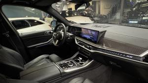 Grey BMW X5 2025 in Riga, with an engine capacity of 3.00 L and mileage of 13 thousand km for 95900 €, photo 12 on AUTOMOTO.COM.LV